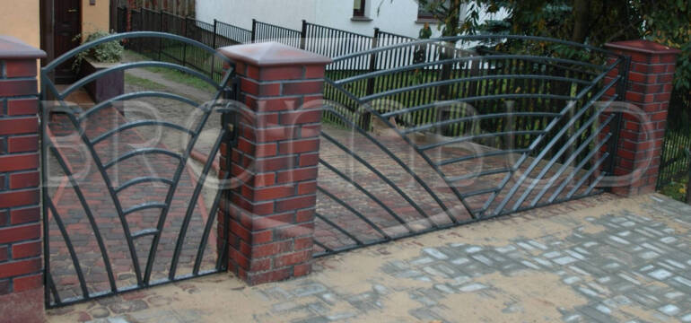 Poznaj najpopularniejsze rodzaje bram wjazdowych na posesję